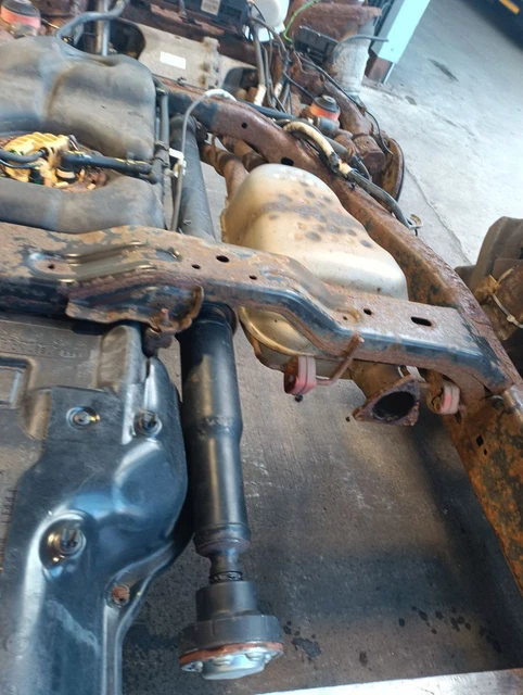 LAND ROVER DISCOVERY L319 (LA) MKIV Prop Shaft Rear - £120.00 - PicClick UK