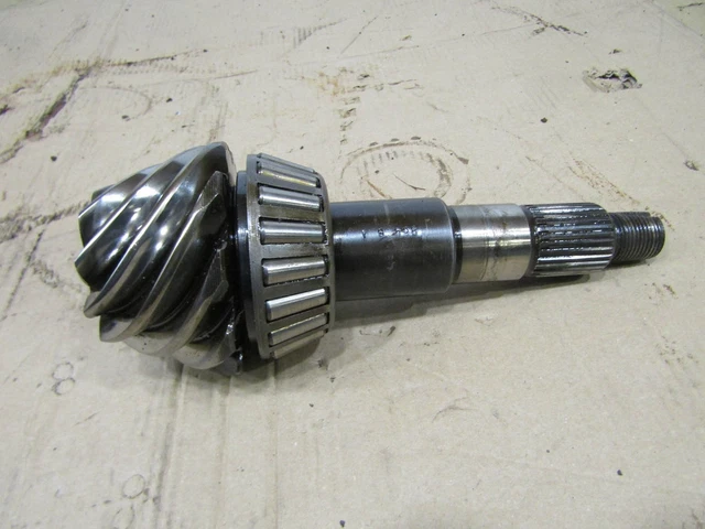 ISUZU TROOPER DUTY Mk2 3.0 rear axle diff differential cog pinion gear ...