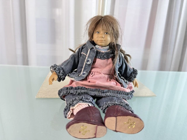 POUPON DE COLLECTION Annette Himstedt Vinyl Poupée Club Mini 28 Cm. État Parfait EUR 137,65 ...