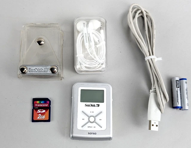 SANDISK SANSA E140 MP3 Player 1GB with 2GB SD Crd, USB Cble, Erbuds ...