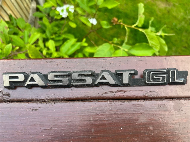 VOLKSWAGEN VW PASSAT GL badge logo emblème sigle insigne monogramme ...
