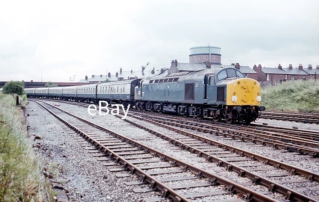 ORIGINAL 35MM COLOUR slide Diesel loco Class 40 no.40121 Chester+rights ...