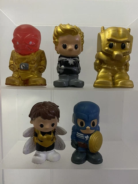 OOSHIES EXCLUSIVE SANTA Hat Marvel Golden Set Ooshie $25.00 - PicClick AU
