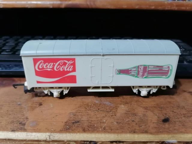 LIMA MODEL RAILWAY HO 4 Wheel Container Wagon Coca Cola £12.00 ...
