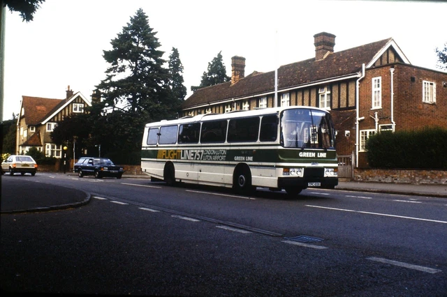 35MM ORIGINAL COLOUR Bus Slide London Country Green Line Leyland Tiger ...
