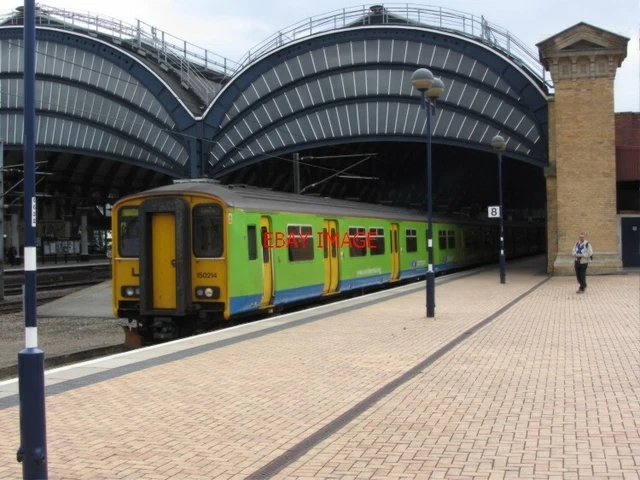 PHOTO (2) Class 150 150214 At York 02/06/12 £1.55 - PicClick UK