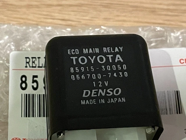 TOYOTA GENUINE LAND Cruiser Hilux ECD Main Relay 12V Denso 85915-30050 ...