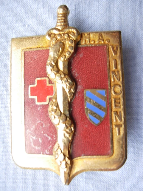 INSIGNE METAL ANCIEN SANTE MEDECINE HOPITAL HA VINCENT Drago EUR 4,00 ...