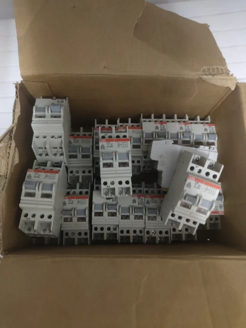 ABB - RELÉ passo-passo E254-230V EUR 15,00 - PicClick IT