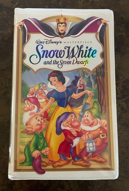 SNOW WHITE AND the Seven Dwarfs (VHS, 1994) Disney Clamshell £12.40 ...