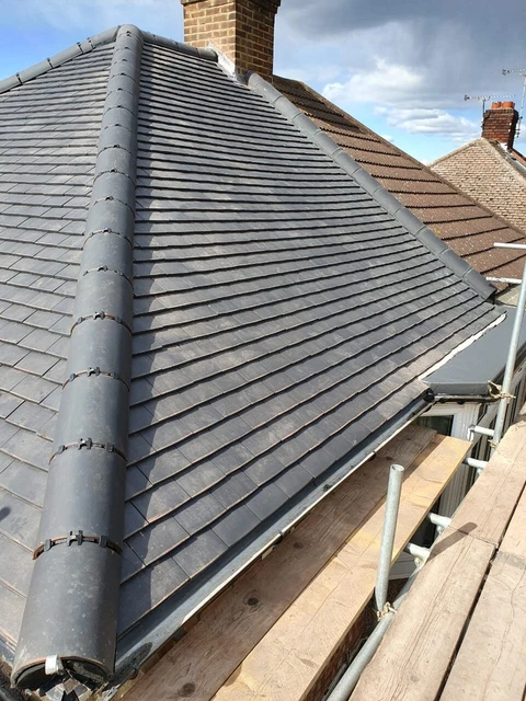 EDILIANS / 20X30 / New Clay Plain BLUE Tile /roof Tiles WEATHERED £924. ...