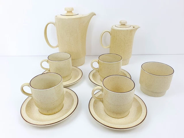 POOLE POTTERY BROADSTONE Set Coffee Pot, 4x Coffee Cups & Saucers, Milk ...