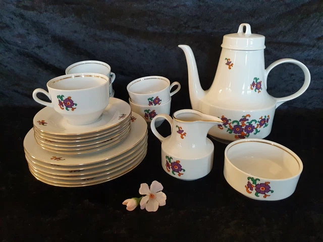 DDR HENNEBERG PORZELLAN 1777 Helena Service Kaffeeservice 6 Pers. Blumen #3509 EUR 29,90 ...
