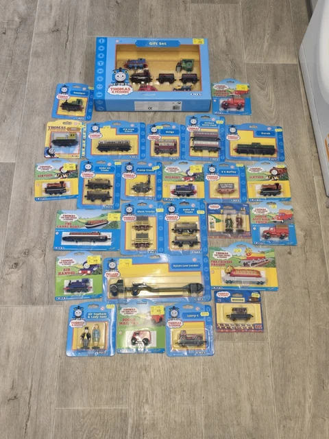 THOMAS THE TANK Engine Bundle Ertl Thomas & Friends Brand New Gift Set ...