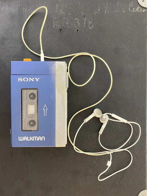 SONY TPS- L2 Walkman - Blue EUR 334,67 - PicClick DE