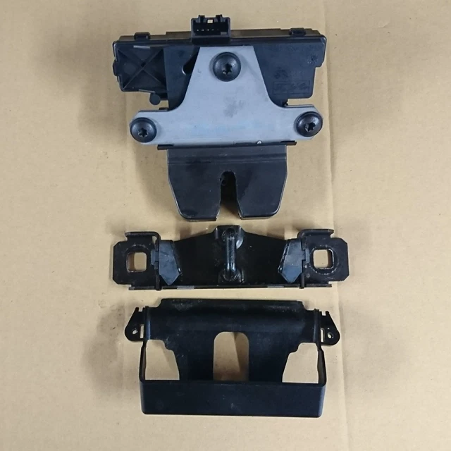 JAGUAR X TYPE Estate Boot Tailgate Lock Mechanism and Striker Plate ...
