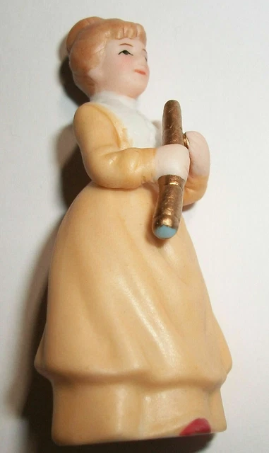 G Z LEFTON COLONIAL VILLAGE #11573 1998 "Julia" NOS Mini Woman Figurine ...