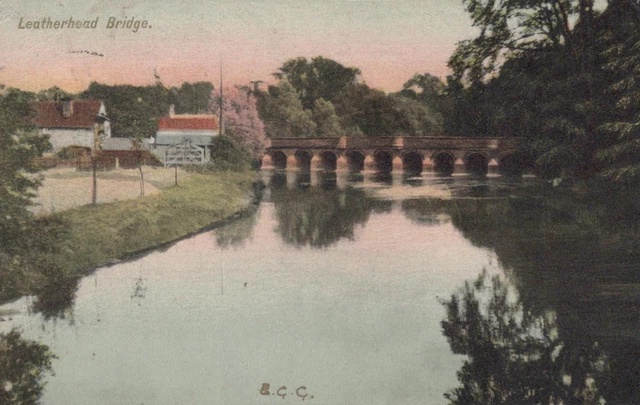 SURREY POSTCARD - Leatherhead Bridge SW19347 £2.70 - PicClick UK