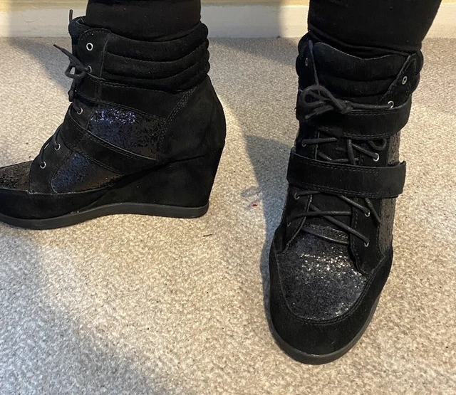 LADIES SHOE BOOTS size 7 (41) Wedge Lace Up Suede Carvela £22.50 ...