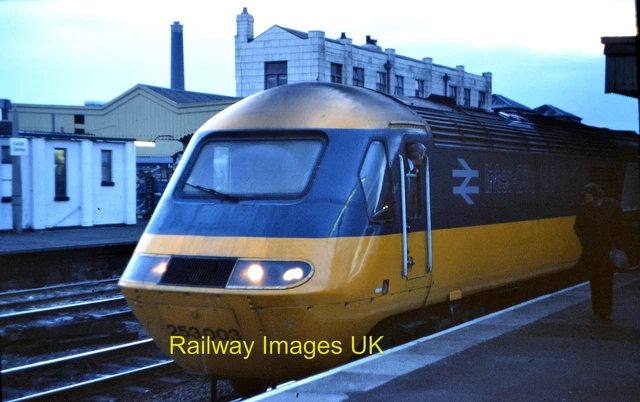 RAILWAY PHOTO - Class 43 HST hst 253 003 at Cardiff c1980's £2.00 ...