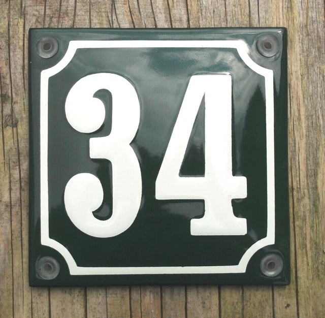 HOUSE NUMBER 34 CLASSIC ENAMEL SIGN. CREAM No.34 ON A GREEN BACKGROUND ...