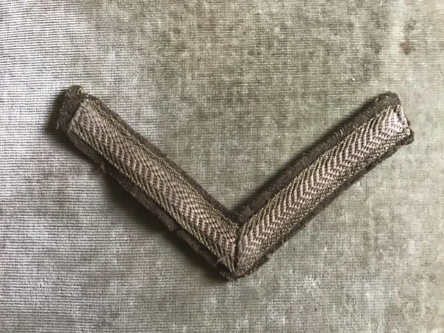 VINTAGE GENUINE WW2 British Army Lance Corporal Cloth Chevron Rank ...