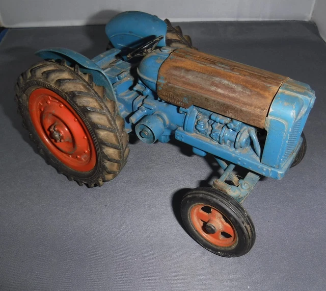 CHAD VALLEY LARGE Scale Fordson Tractor £76.00 - PicClick UK