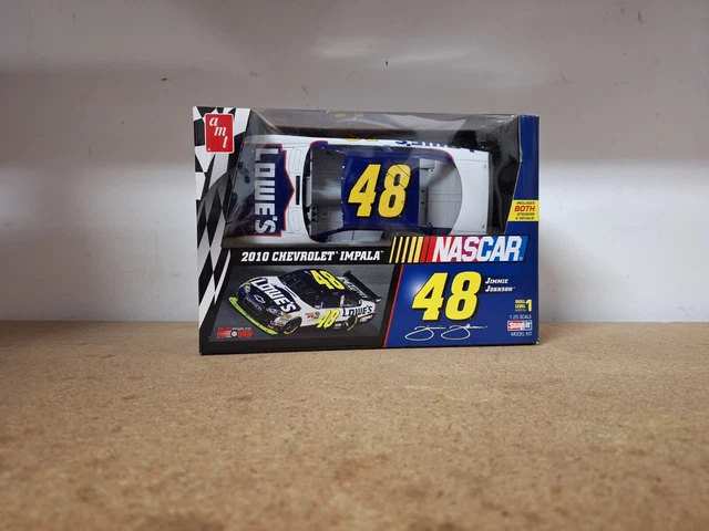 AMT 1:25 SCALE NASCAR 2010 Chevrolet Impala 48 Jimmie Johnson Model No ...