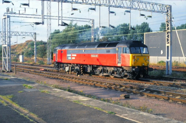 35MM ORIGINAL SLIDE DIESEL TYPE 4 BRUSH CLASS 47 739 RED RES LIVERY ...