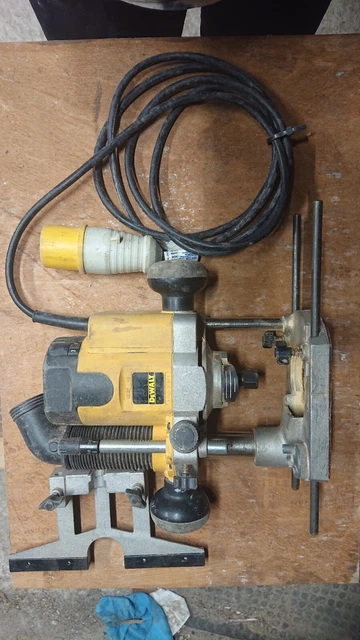 DEWALT ROUTER DW621L 110v £40.00 - PicClick UK
