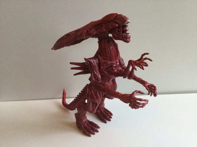 ALIEN QUEEN BY Lanard Red Figure 30cm Light Sounds. Fully Working. £13. ...