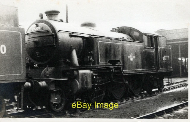 PHOTO 6X4 RAILWAY Steam 67777 L1 Tank Engine unknown shed c1950's £2.50 ...