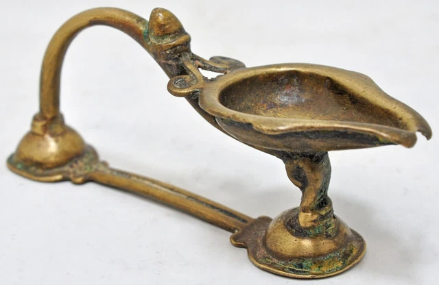 ANTIQUE BRASS TEMPLE Diya Light Aarti Stand Original Hand Crafted Fine ...