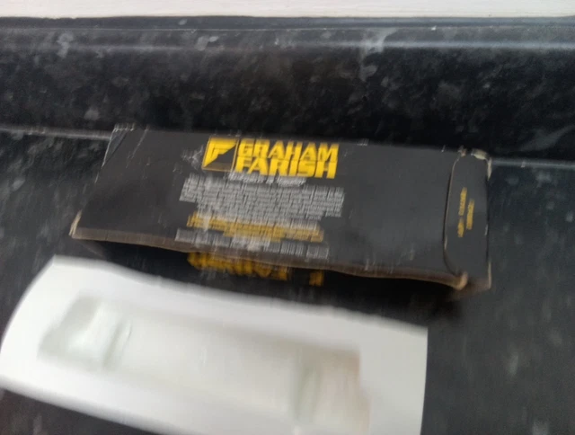 GRAHAM FARISH N Gauge Number 0616 Brake Ends Coach In Original Box £16. ...