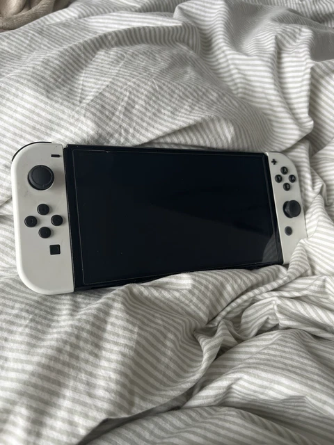 NINTENDO SWITCH OLED Model HEG-001 Handheld Console - 64GB - White £67. ...