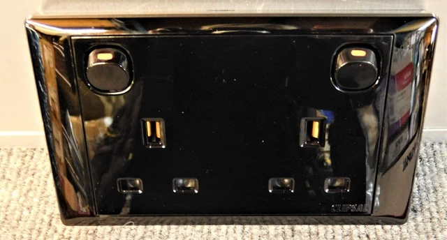 MOTORHOME CARAVAN HORSEBOX Boat Clipsal Double Plug Socket 13A 250V ...