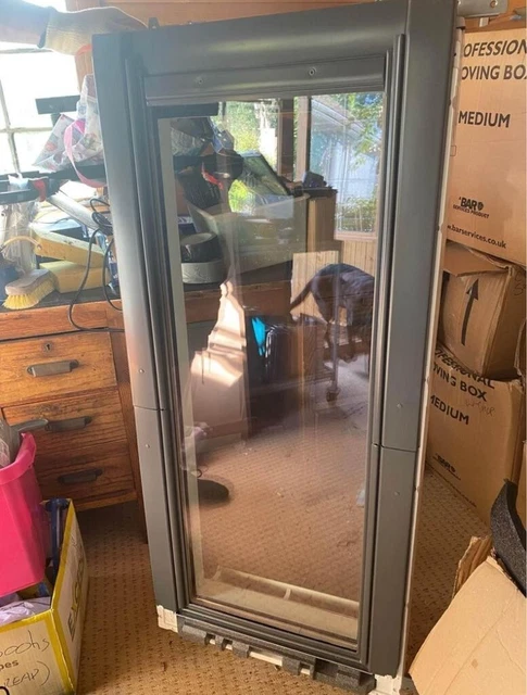 VELUX GGU CK06 2070 White Centre Pivot Window PVC - 55cm x 118cm £185. ...