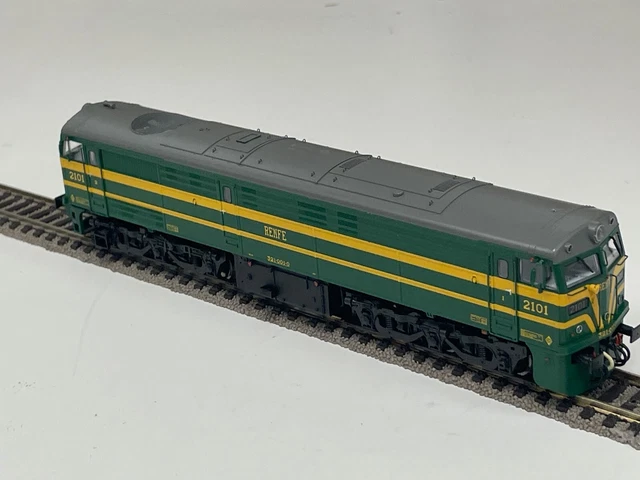 ELECTROTREN 3100S -H0- Renfe serie 321 (2101) verde/amarillo. Digital ...