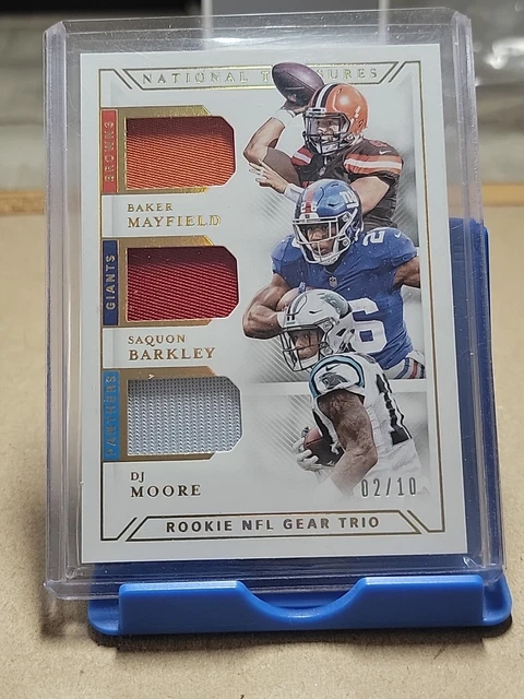 2018 BAKER MAYFIELD, Barkley, Moore National Treasures recrue NFL Gear Trio /10 EUR 24,02 ...