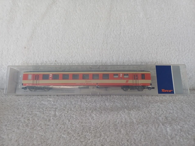 ROCO HO GAUGE 74696 OBB Austrian 2nd Schlieren Buffet Coach 305-1 ...