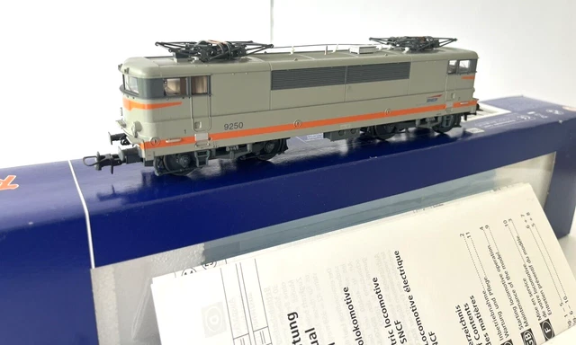 ROCO HO LOCOMOTIVE Electrique Type Bb 9200 (9250) Ep V Sncf Ref 62517 Neuf EUR 150,00 - PicClick FR
