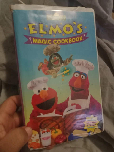 SESAME STREET - Elmos Magic Cookbook (VHS, 2001) EUR 9,94 - PicClick FR