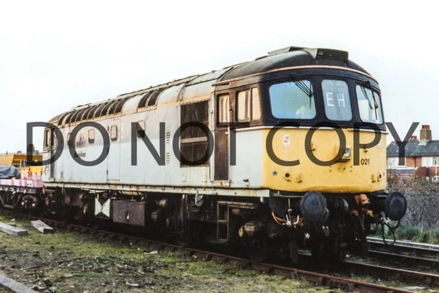 UK DIESEL TRAIN Railway Photograph Of Class 33 33021 Loco. (Rm33-66) £1 ...