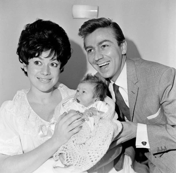 GILLIAN VAUGHAN WIFE of comedian Des O'Connor 1962 OLD PHOTO 3 EUR 6,54 ...