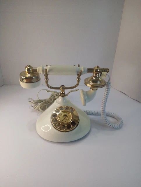 VINTAGE FRENCH STYLE Rotary Dial Phone Radio Shack Model #43-3260 White ...