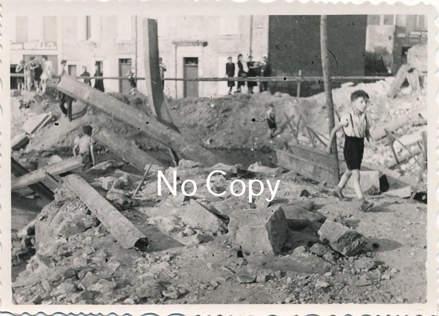 MILITARY FOTO WW2 France Moyeuvre-Grande Zerstörungen 1940 X244 EUR 10 ...