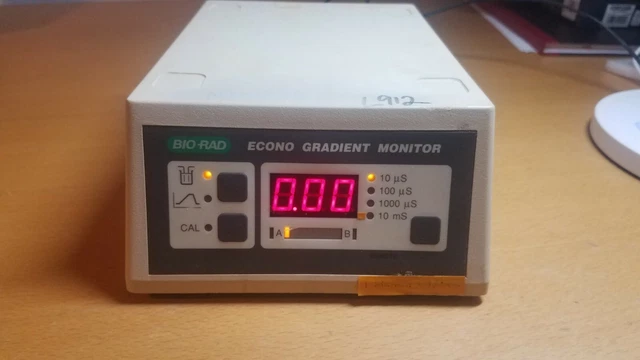 MONITEUR DE GRADIENT Bio Rad EG-1 Econo 704BR avec cellule de débit ...