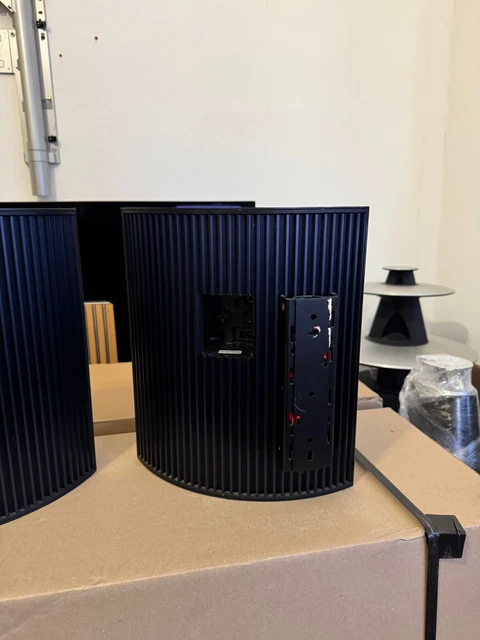 BANG & OLUFSEN Beolab 4000 Dark Blue with wall bracket £549.00 ...