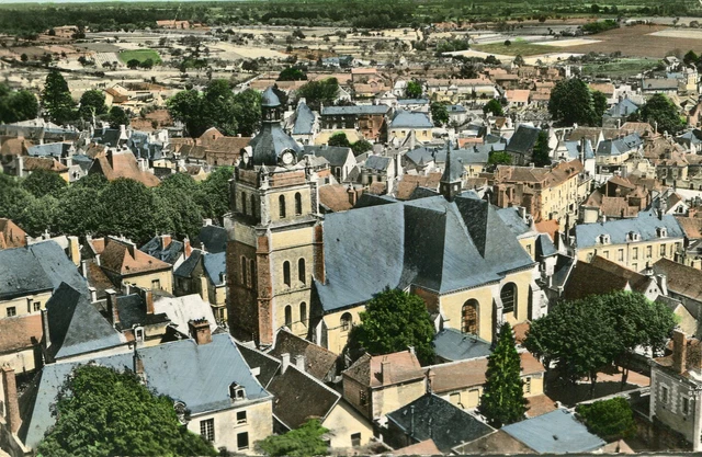 CARTE BAUGE EN ANJOU Vue aérienne L'église et les Incurables EUR 2,99 ...