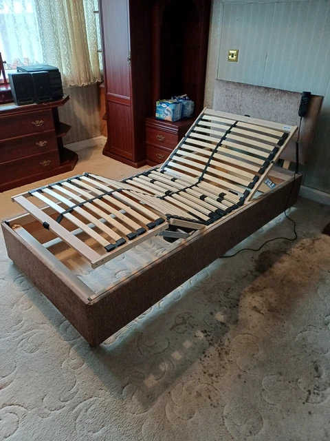 SINGLE ADJUSTABLE ELECTRIC bed frame £100.00 - PicClick UK